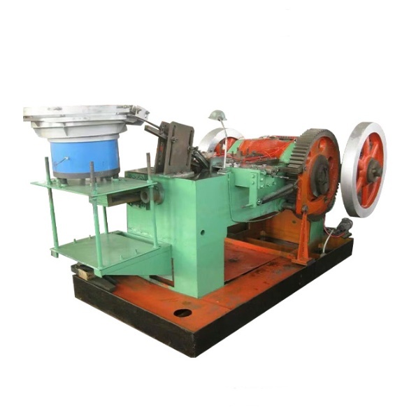 Hex bolt side cutting machine